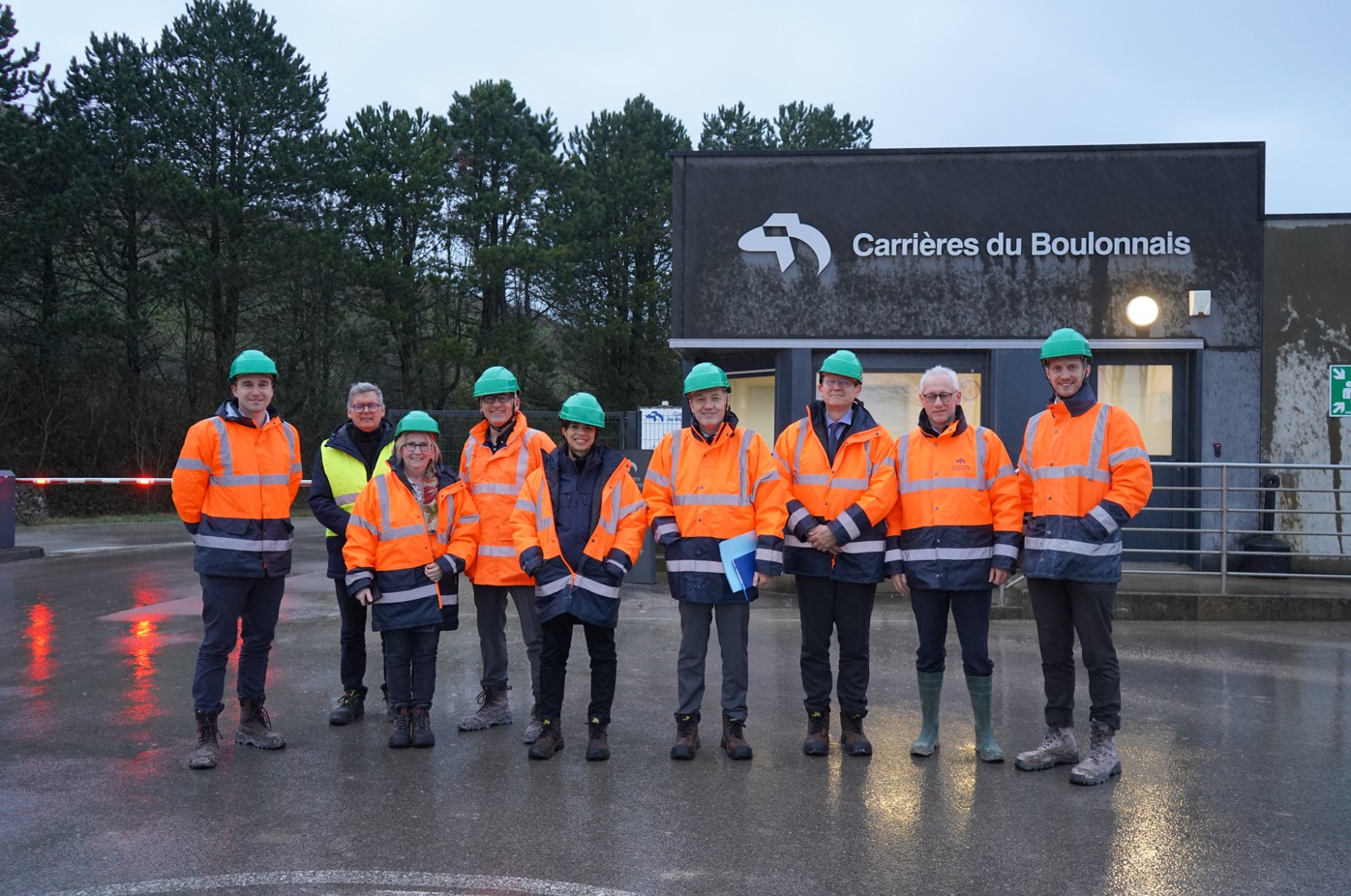 Prefectural visit to the heart of the CB Group - CB Group